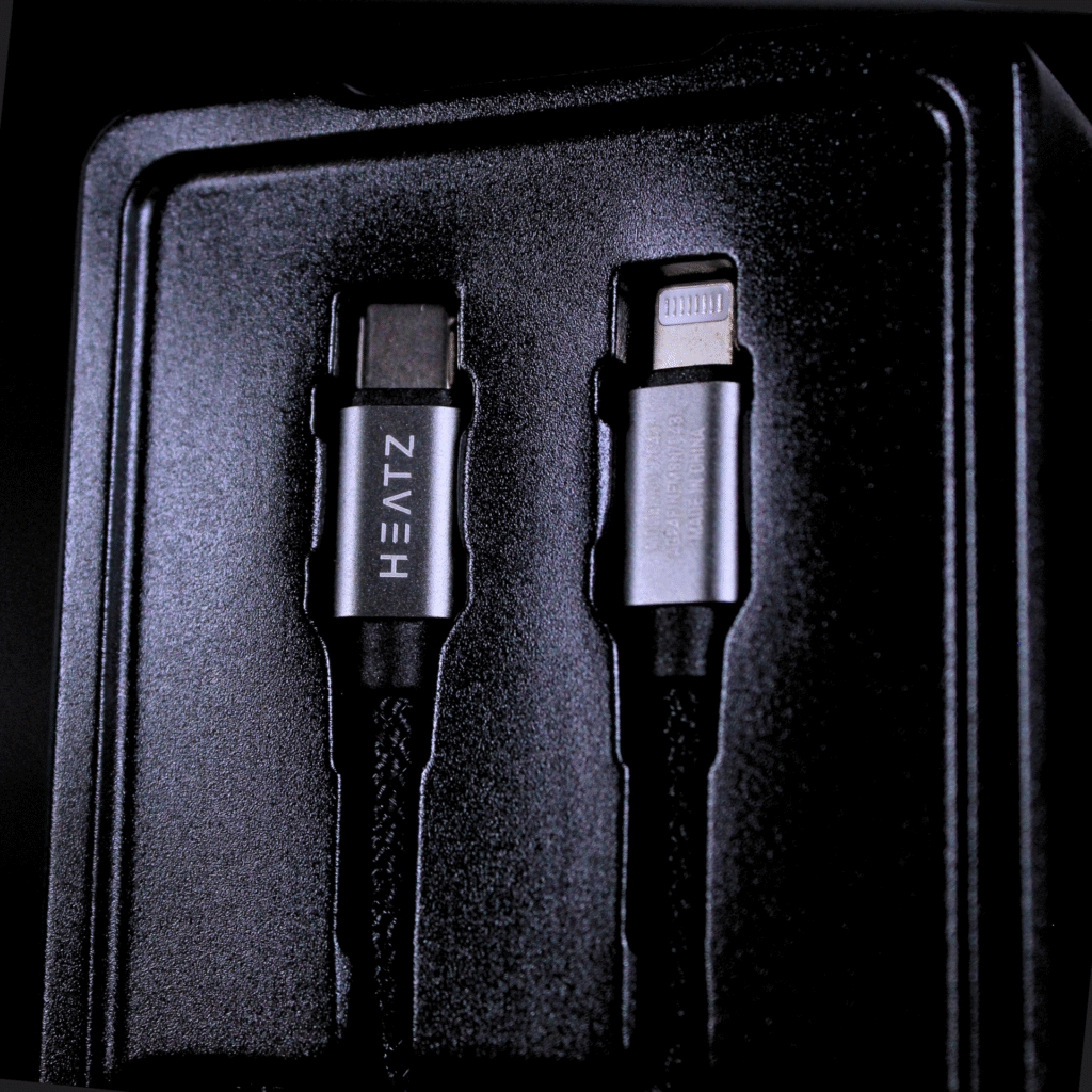 HEATZ ZC43 Nylon USB‑C to Lightning Cable - madinamobile.pk